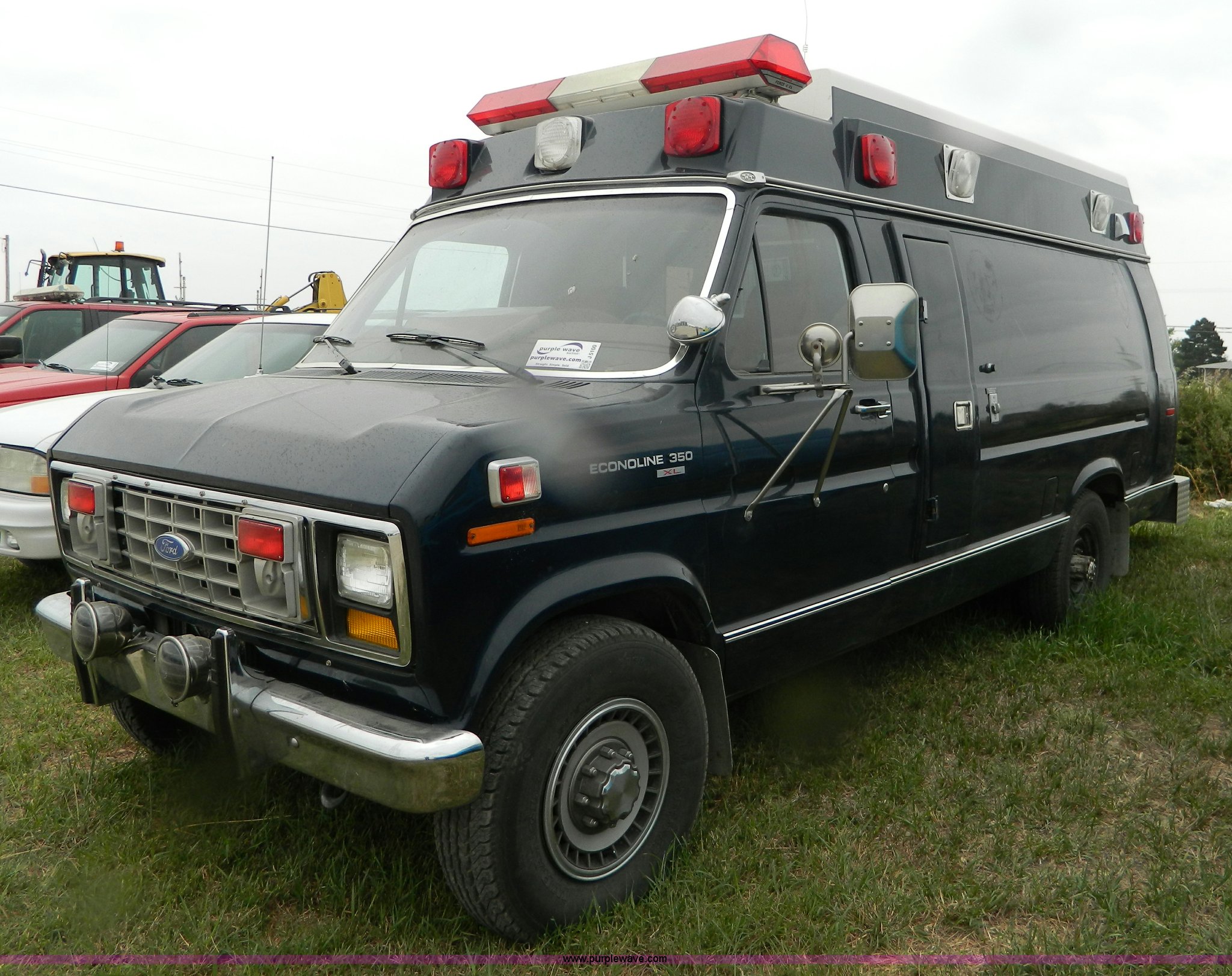 1989 Ford Econoline E350 Super ambulance in Hays, KS | Item J5100 sold ...