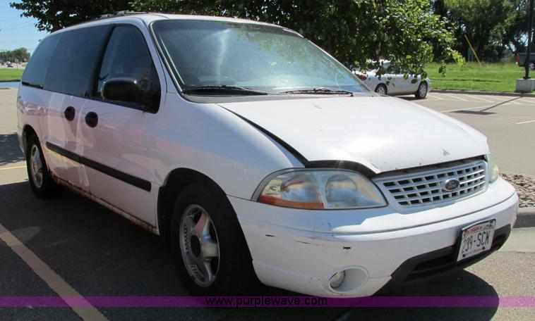 2003 Ford Windstar LX van in Manhattan, KS | Item AJ9235 sold | Purple Wave