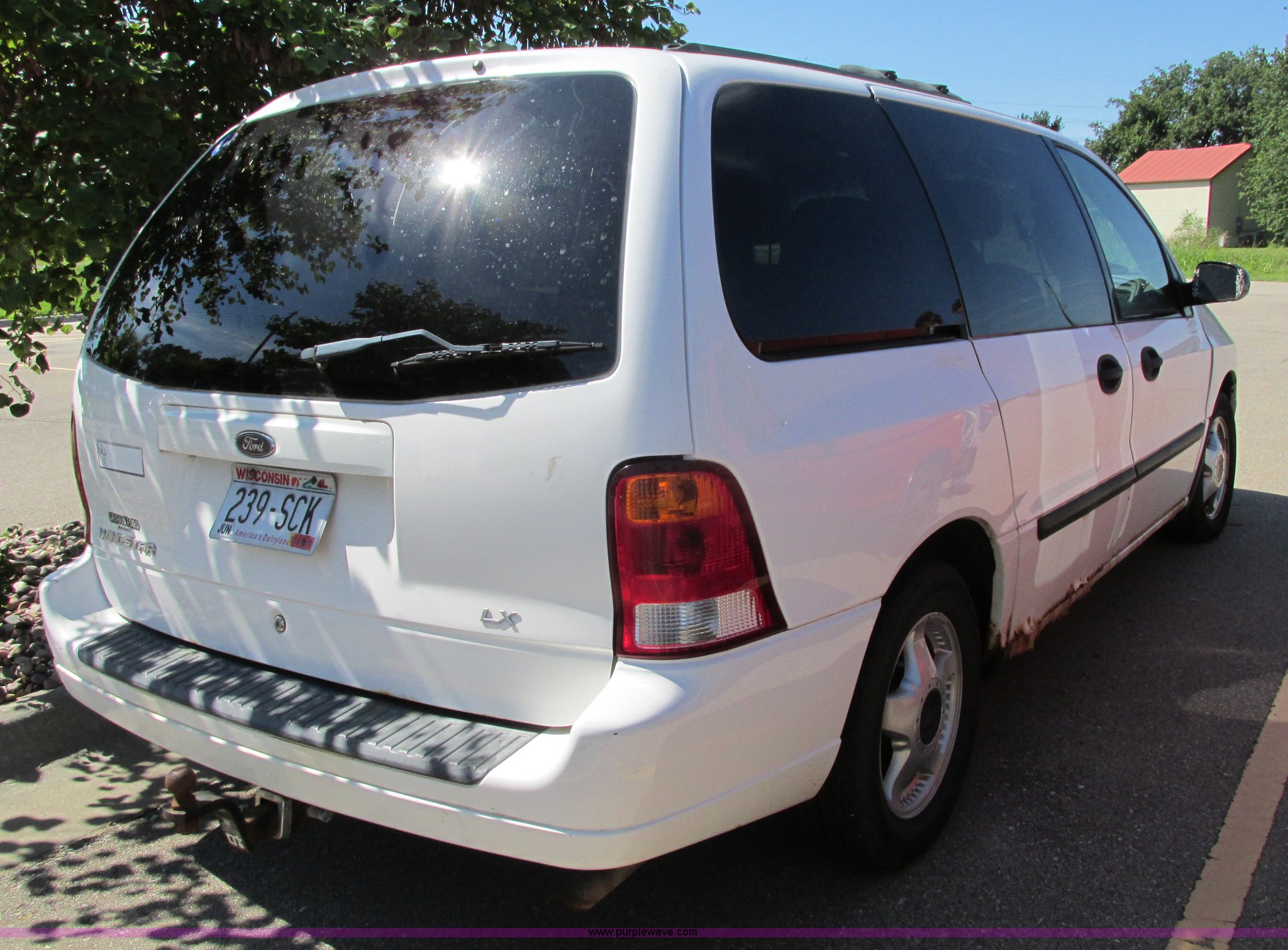 2003 Ford Windstar LX van in Manhattan, KS | Item AJ9235 sold | Purple Wave