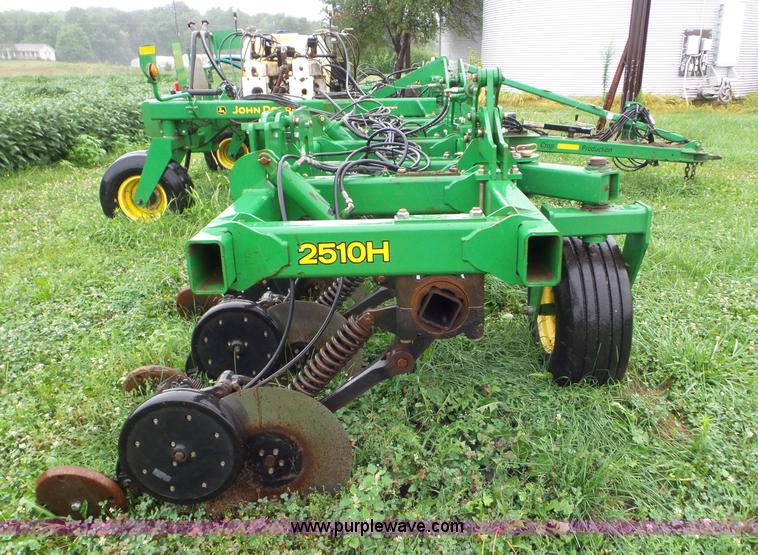 2008 John Deere 2510H anhydrous applicator in Attica, IN | Item L6920 ...