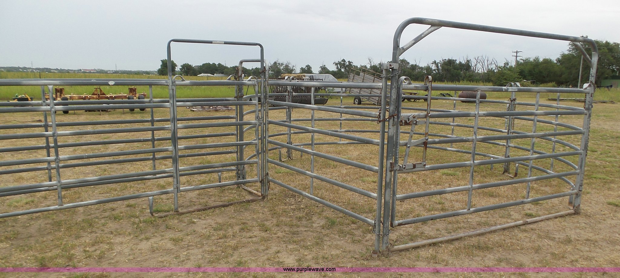 Priefert corral alley in Dodge City, KS | Item DA4509 sold | Purple Wave