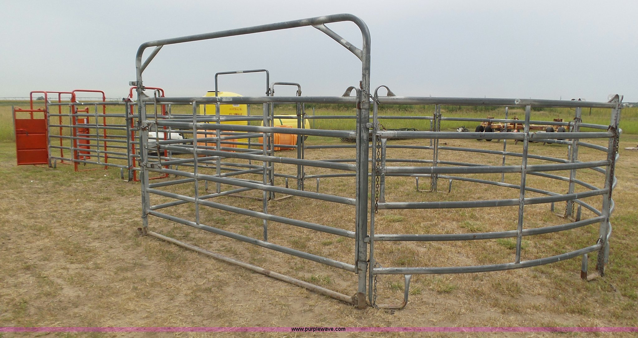 Priefert corral alley in Dodge City, KS | Item DA4509 sold | Purple Wave