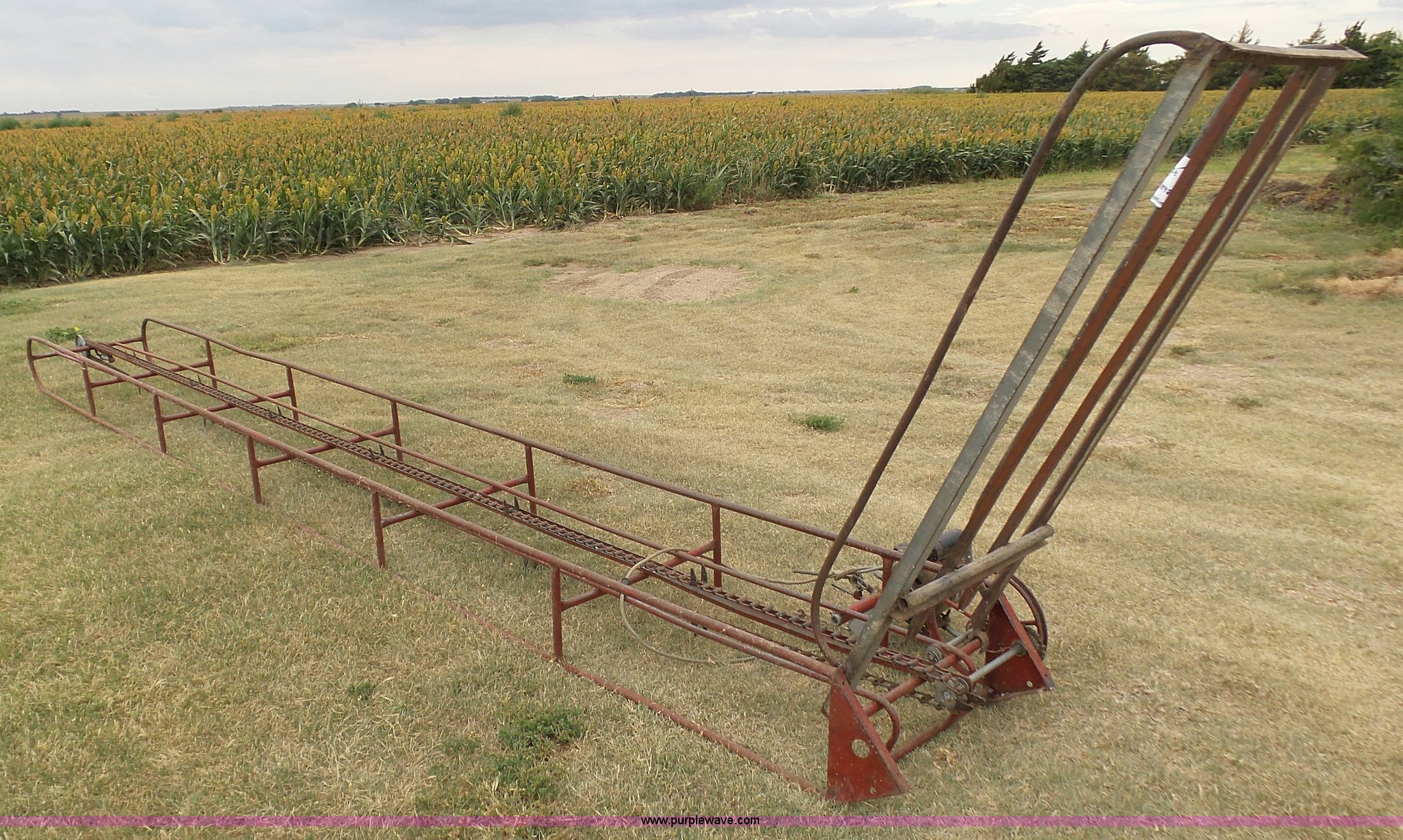 Bale elevator in Spearville, KS | Item DA4513 sold | Purple Wave