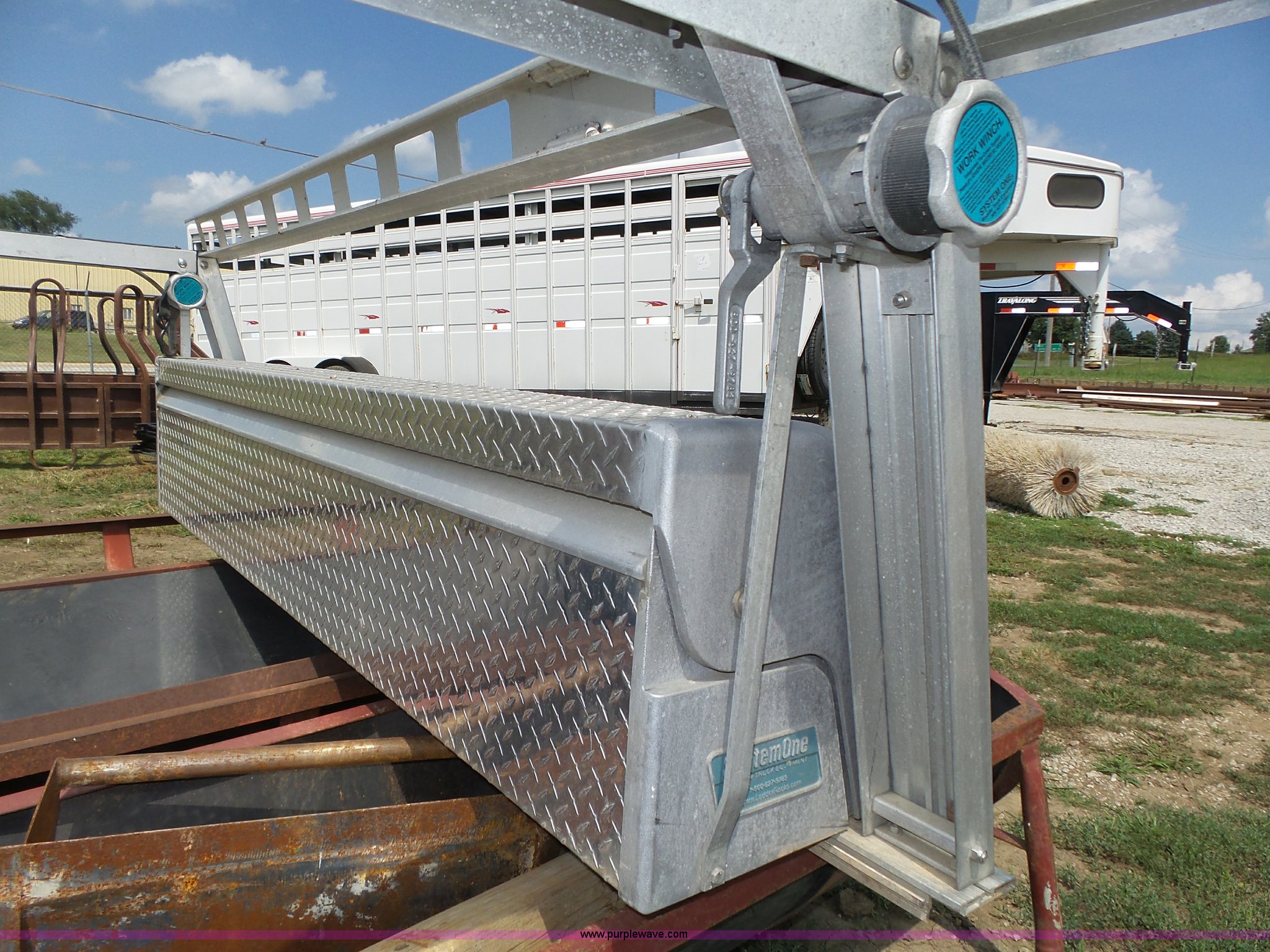 System One modular aluminum ladder rack in Falls City, NE | Item BX9172 ...