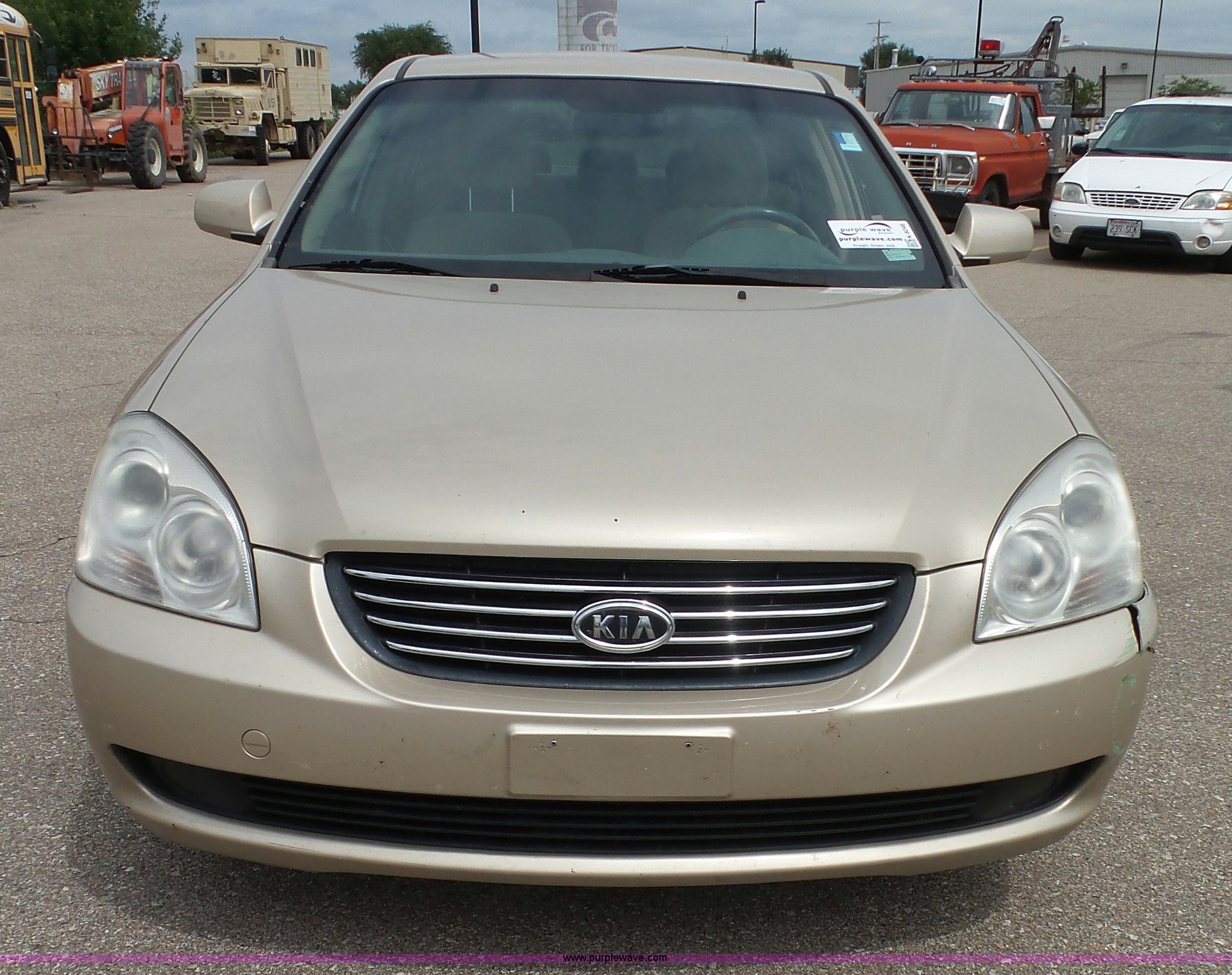 2007 Kia Optima LX in Manhattan, KS | Item K8246 sold | Purple Wave