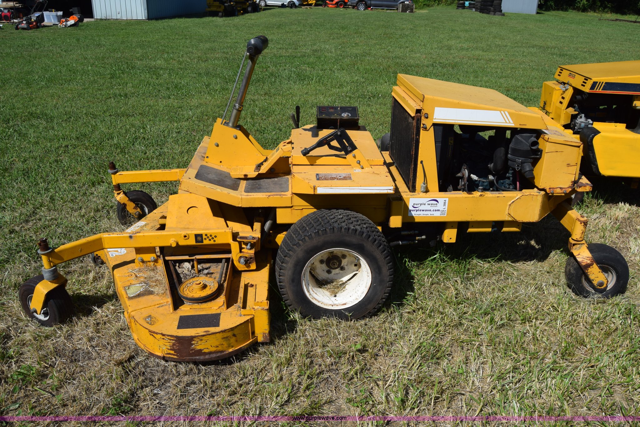 Excel Hustler 3200 ZTR lawn mower in Wichita, KS | Item L3864 sold ...