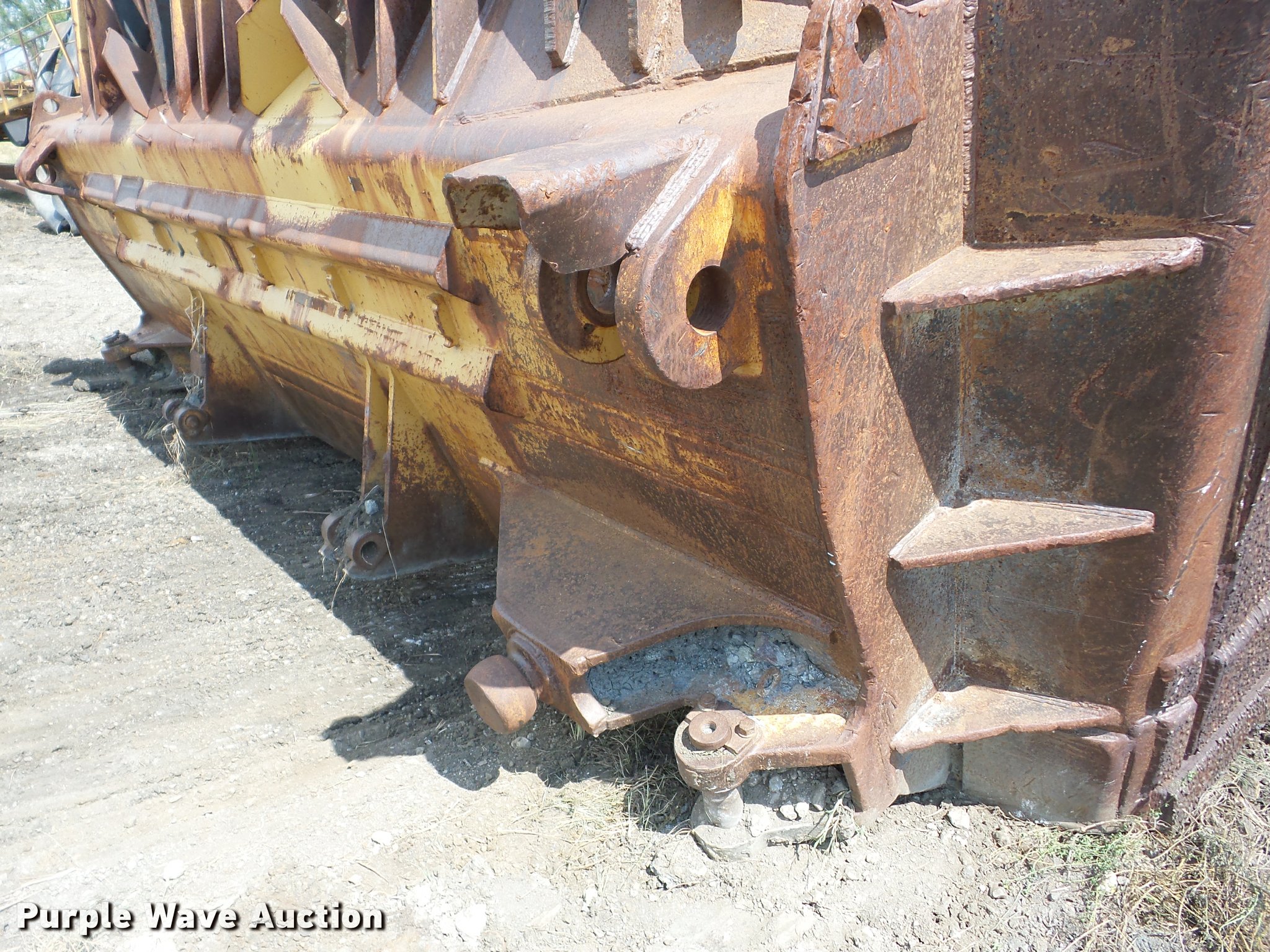 Caterpillar D11 U dozer blade in Garland, KS | Item AG9442 sold ...