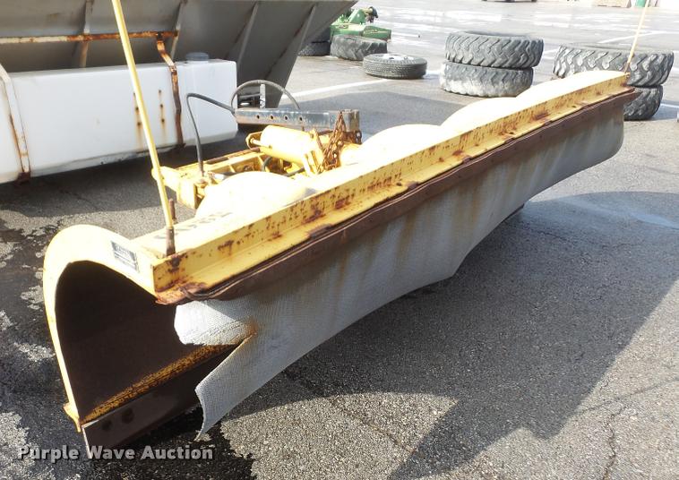 Flink 11PA38-KS snow plow in Topeka, KS | Item K3518 sold | Purple Wave