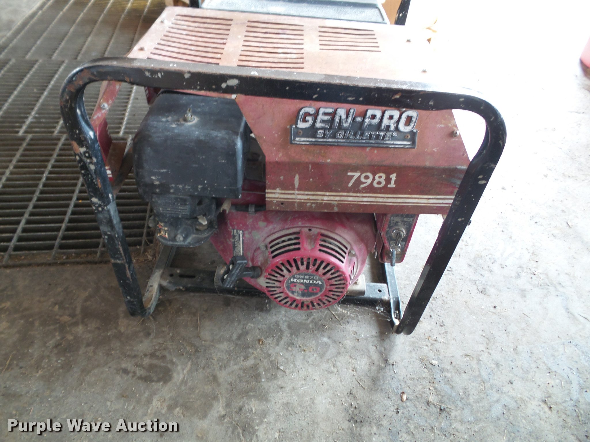 Honda Gen-Pro generator in Topeka, KS | Item CD9241 sold | Purple Wave