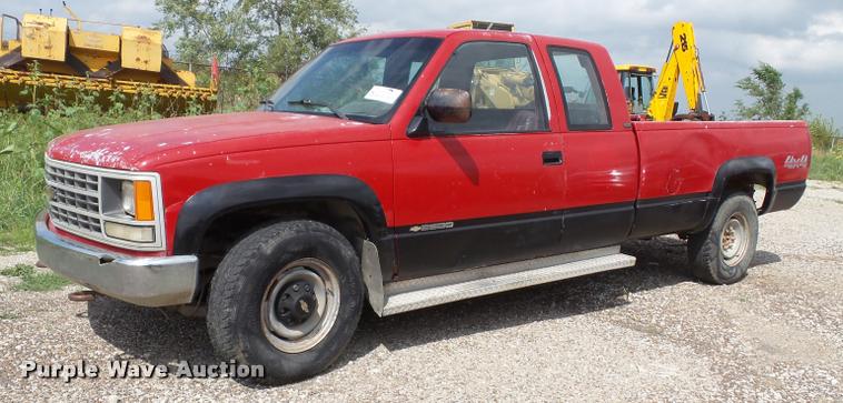 1991 Chevrolet Cheyenne 2500 Ext. Cab pickup truck in Atchison, KS ...