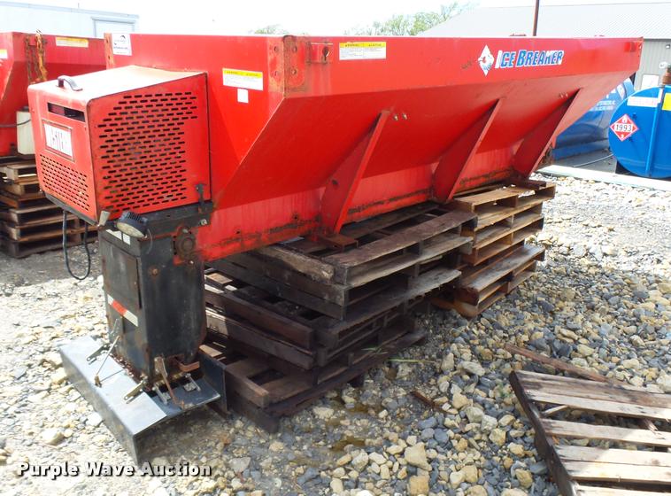 Western Ice Breaker spreader in Andover, KS | Item K3032 sold | Purple Wave