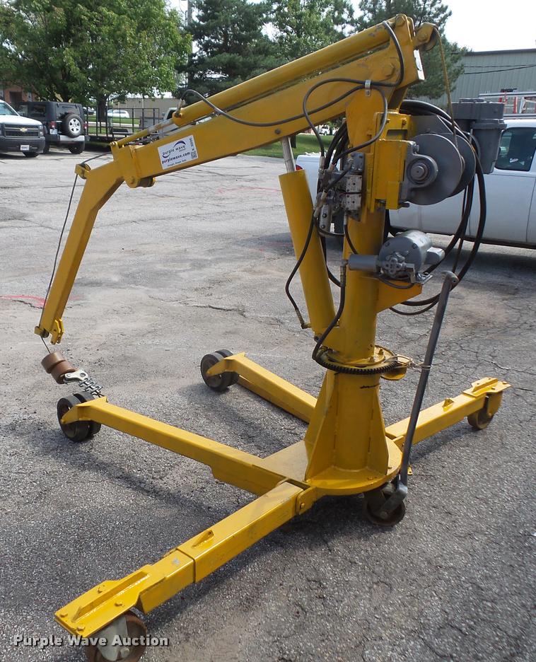 Supermaster shop crane with winch in Olathe, KS | Item K3506 sold ...