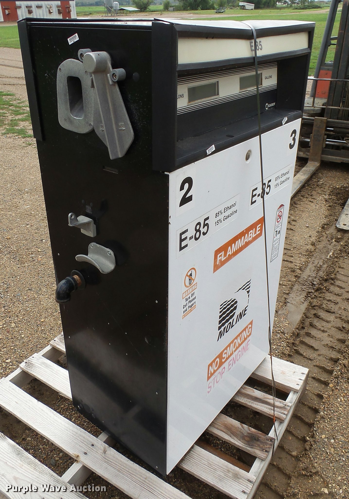 Gasboy fuel dispenser in Scotland, SD | Item J5470 sold | Purple Wave