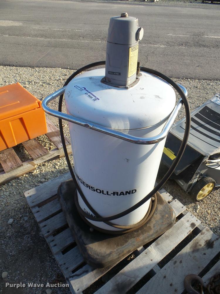 1992 Ingersoll Rand IE-4125 chassis lubricator in Hutchinson, KS | Item ...