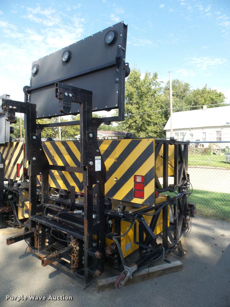 2003 Energy Absorption Systems Safe Stop TMA-180 crash attenuator in ...