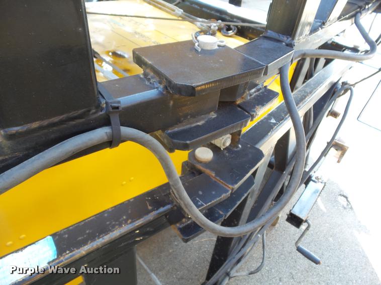 2003 Energy Absorption Systems Safe Stop TMA-180 crash attenuator in ...