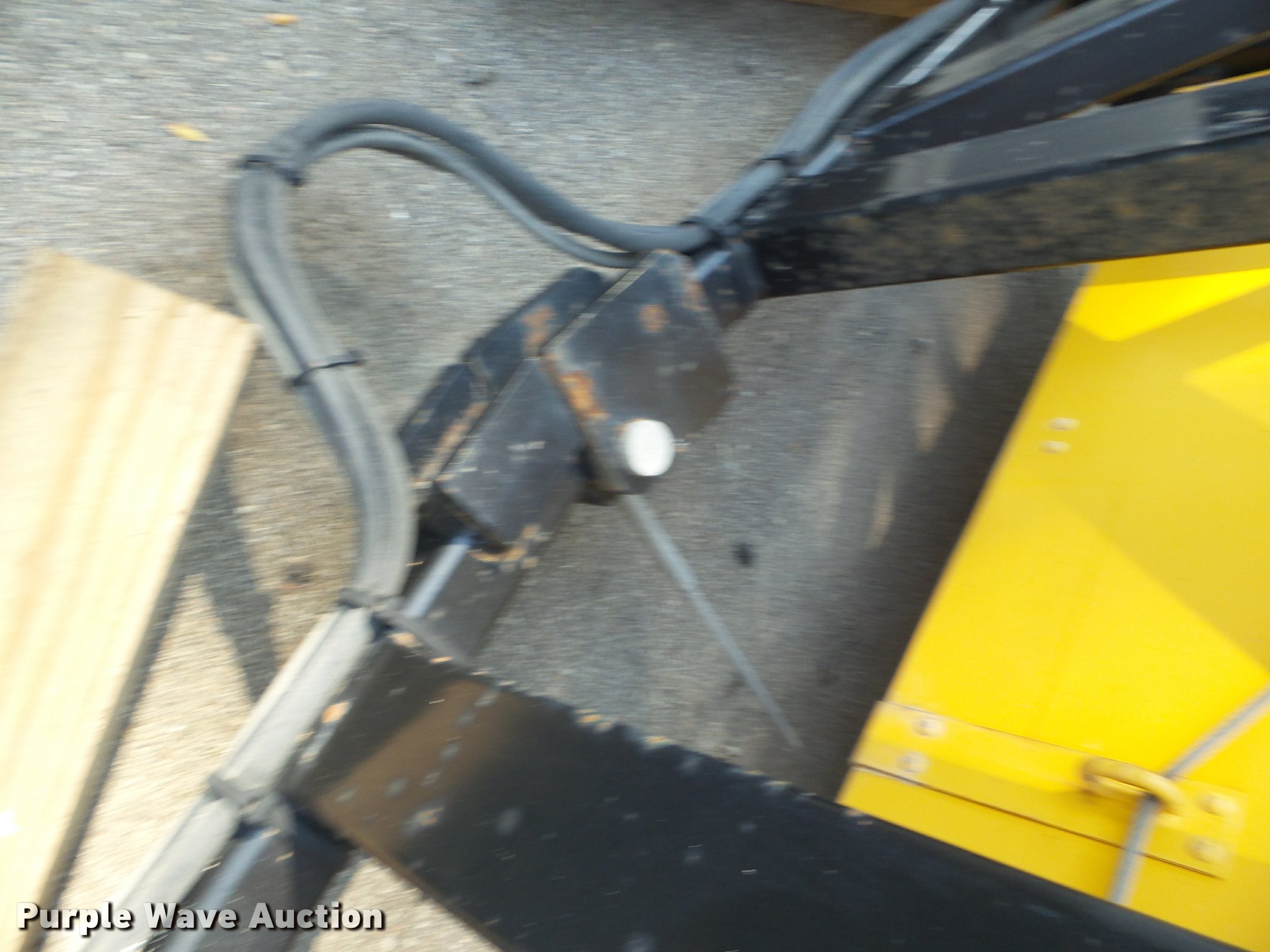 2003 Energy Absorption Systems Safe Stop TMA-180 crash attenuator in ...