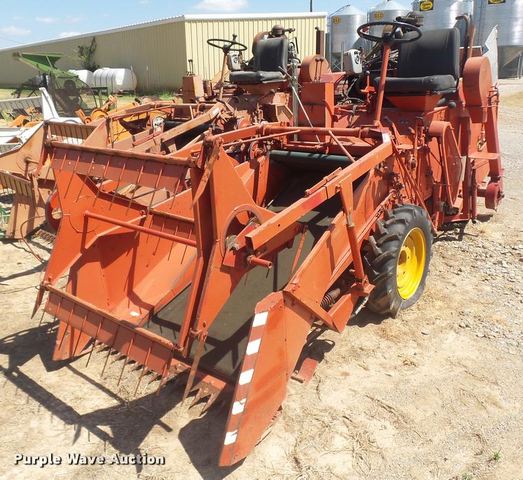 1975 Hege 125 688 combine in Stillwater, OK | Item CD9406 sold | Purple ...