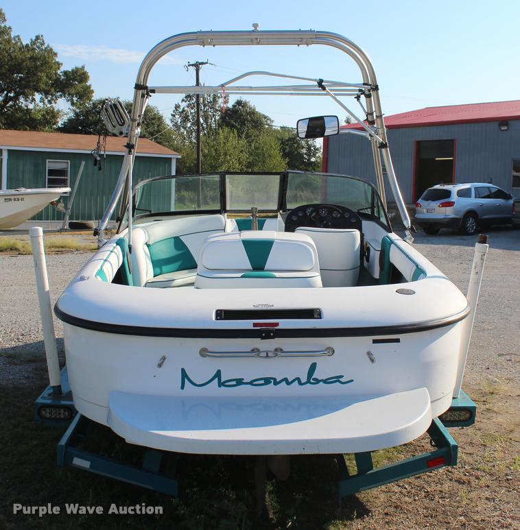 1997 Moomba Outback ski boat in Antlers, OK | Item L4805 sold | Purple Wave