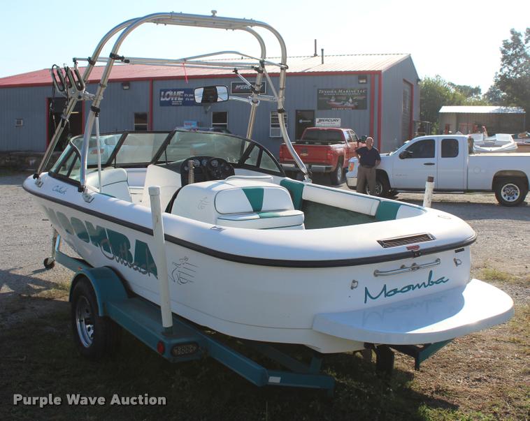 1997 Moomba Outback ski boat in Antlers, OK | Item L4805 sold | Purple Wave