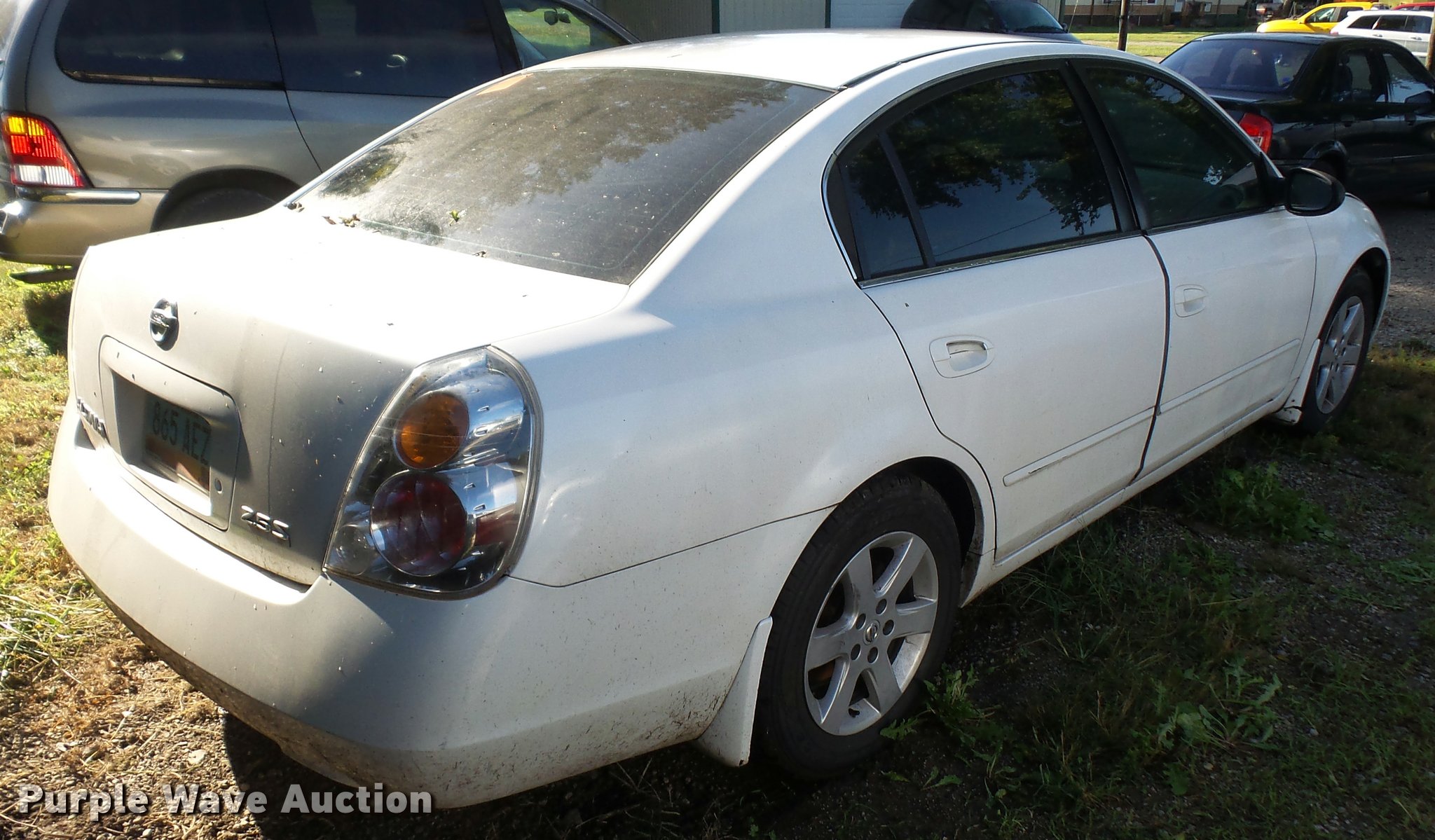 2003 Nissan Altima in Mound City, MO | Item DA3947 sold | Purple Wave