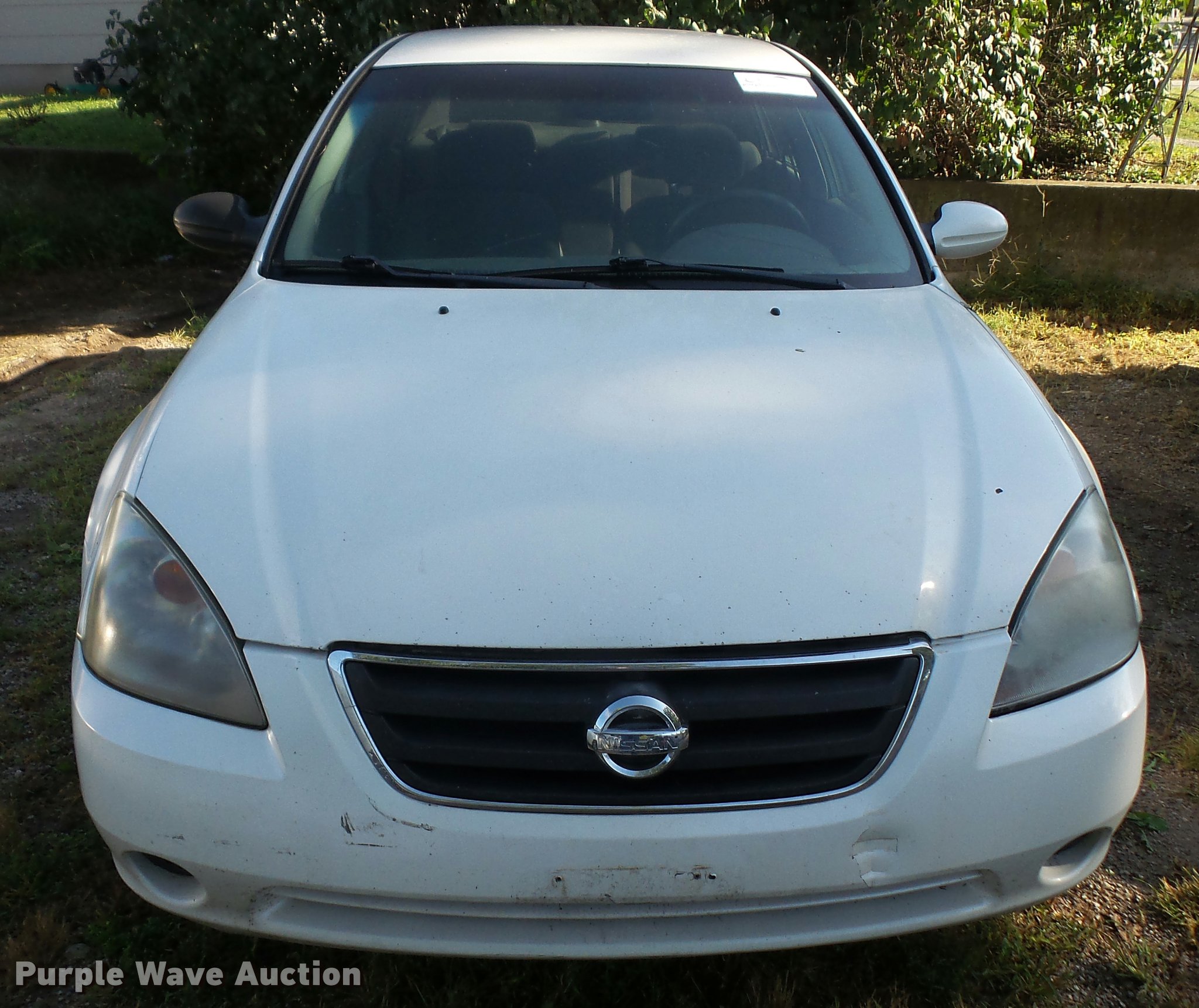 2003 Nissan Altima in Mound City, MO | Item DA3947 sold | Purple Wave