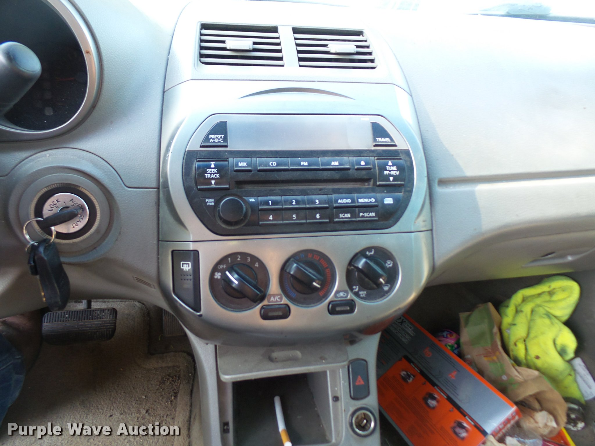 2003 Nissan Altima in Mound City, MO | Item DA3947 sold | Purple Wave