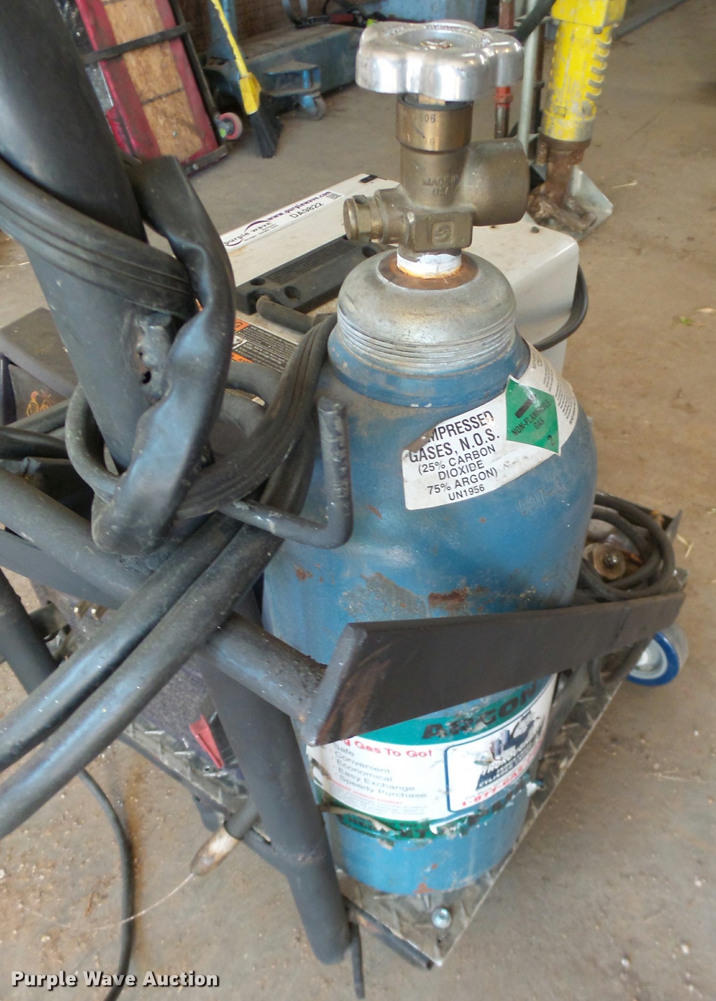 Hobart Handler 175 mig welder in Wichita, KS | Item DA9822 sold ...