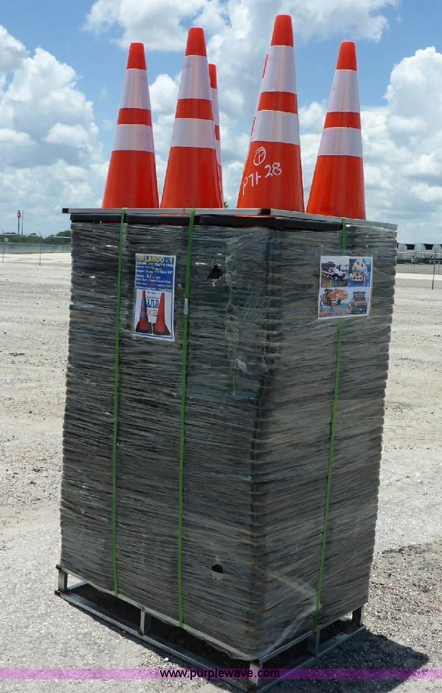 (252) PVC pylons in Tonganoxie, KS | Item F1259 sold | Purple Wave