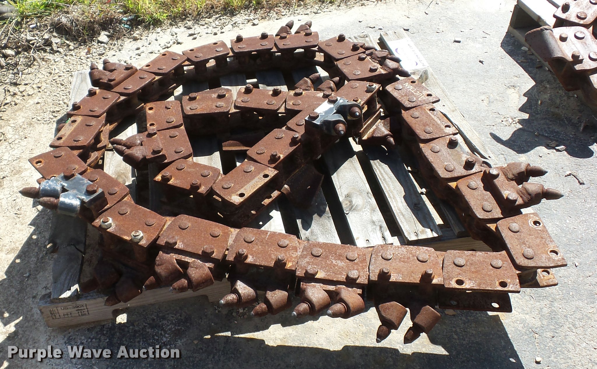 Trencher rotary combination chain in Chesterfield, MO | Item L4287 sold ...