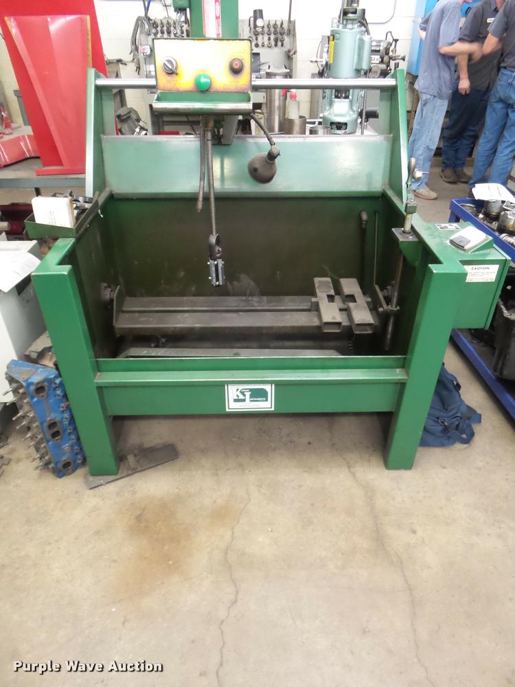 Kansas Instruments HC-1 honing machine in Pratt, KS | Item AP9686 sold ...
