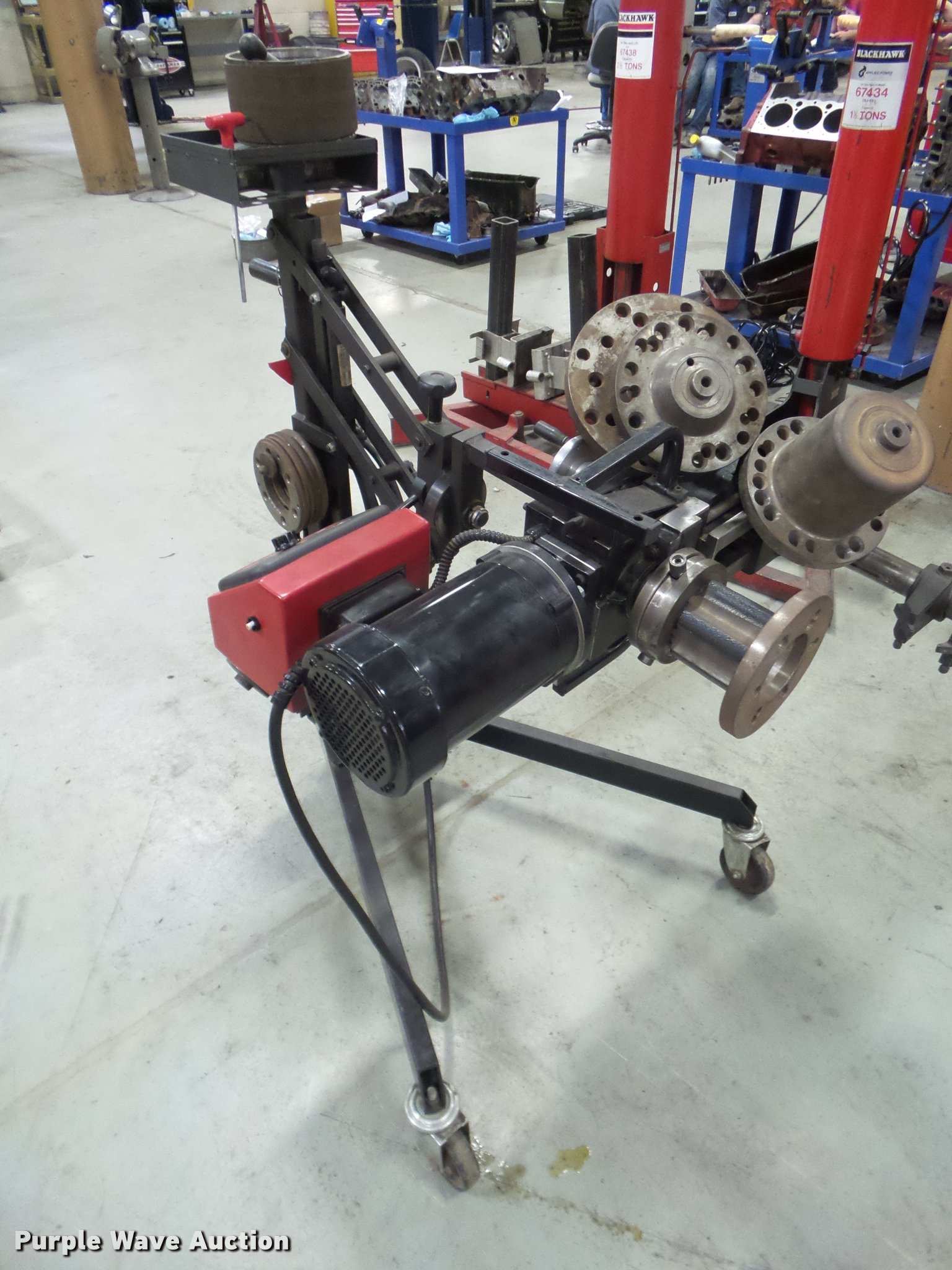 Hunter on car brake lathe in Pratt, KS | Item AP9688 sold | Purple Wave