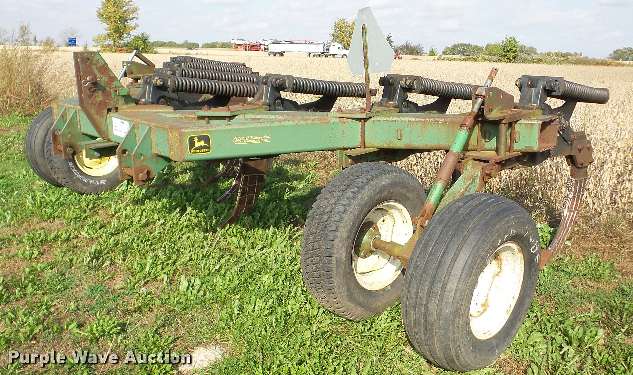 John Deere 915 V-ripper in Minooka, IL | Item DA8928 sold | Purple Wave