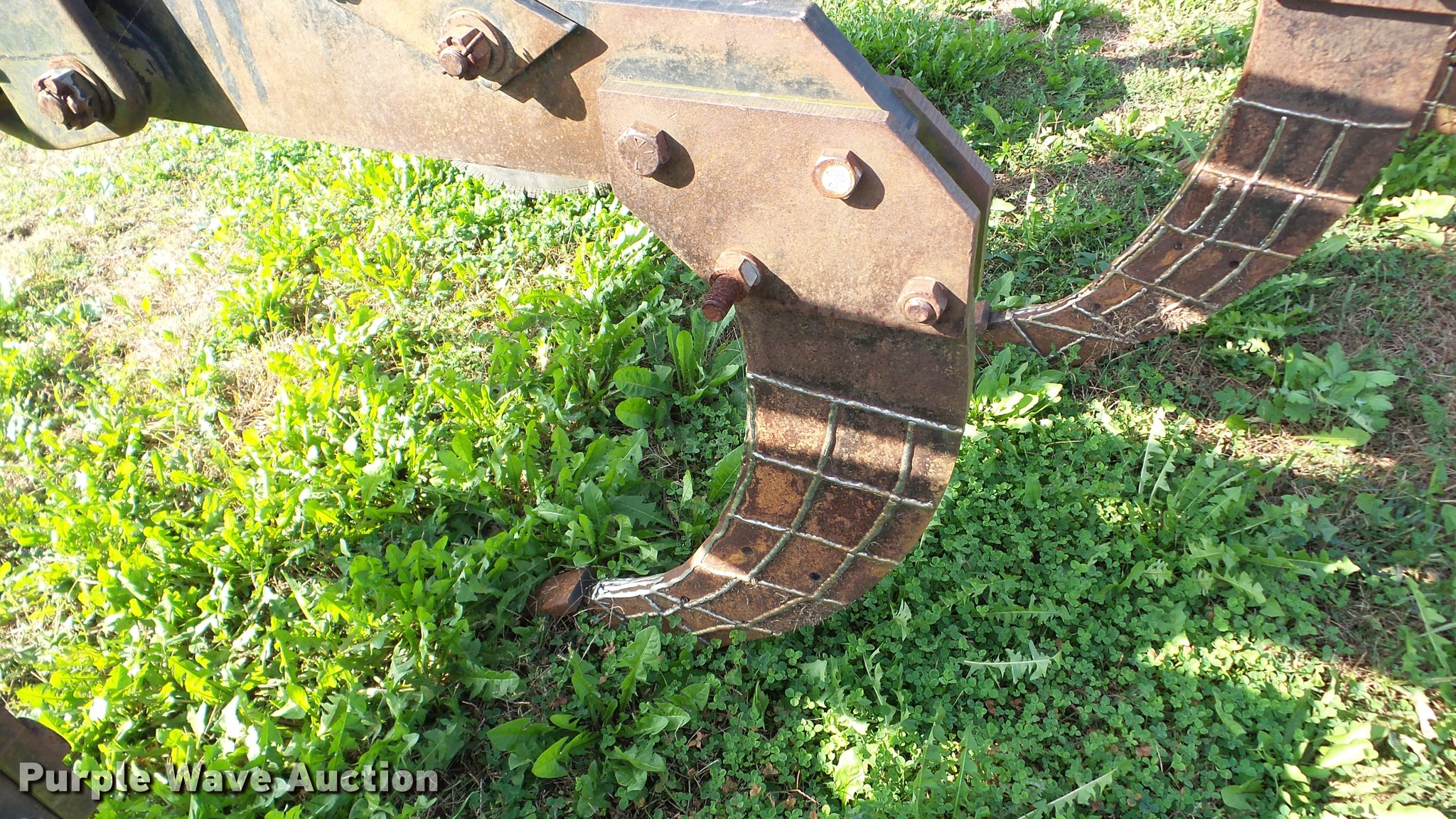 John Deere 915 V-ripper in Minooka, IL | Item DA8928 sold | Purple Wave