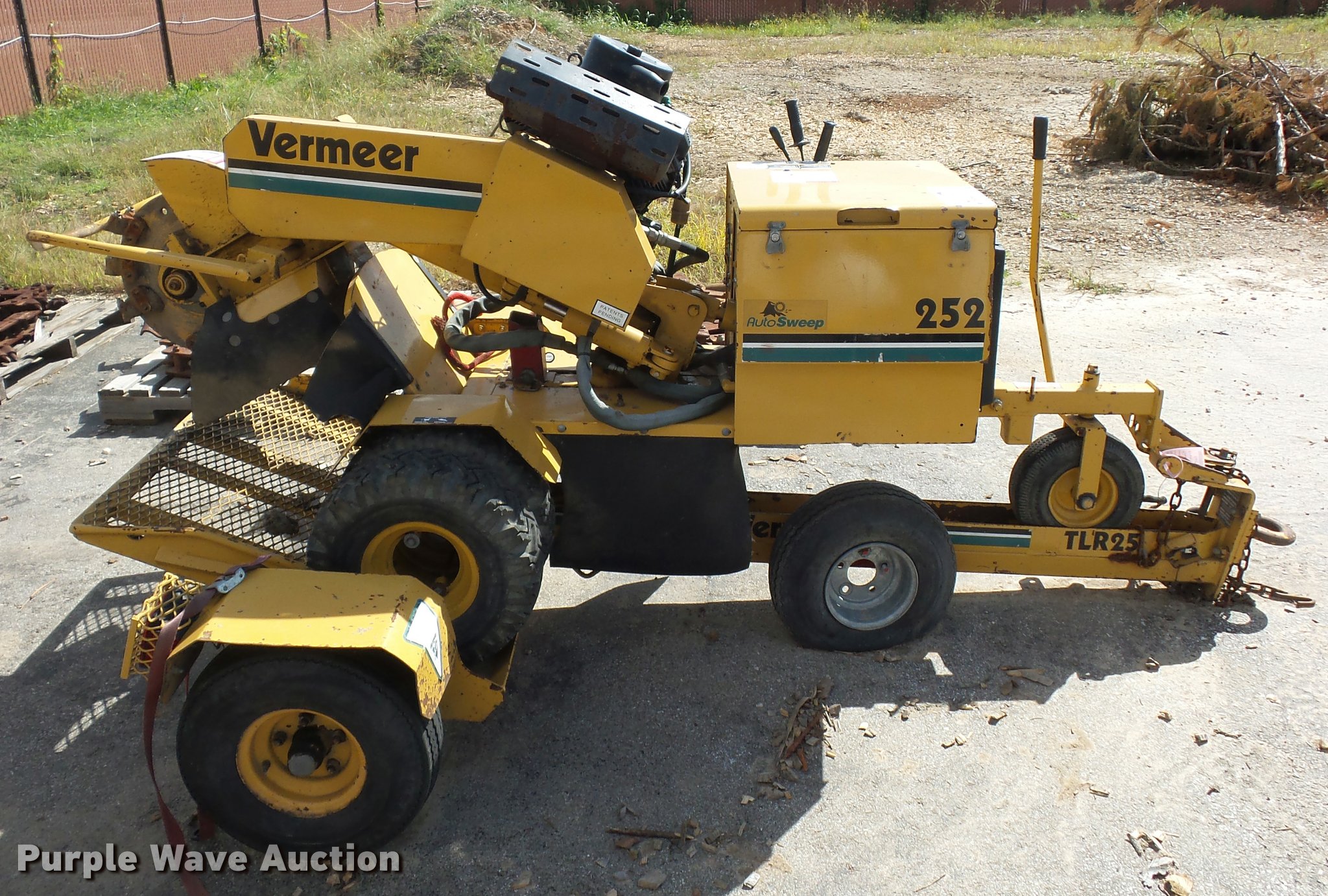 1997 Vermeer 252 stump grinder in Chesterfield, MO | Item L4284 sold ...