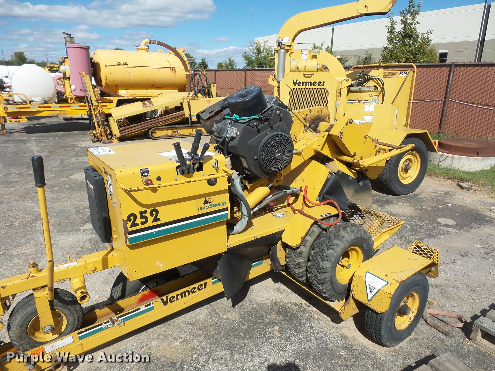 1997 Vermeer 252 stump grinder in Chesterfield, MO | Item L4284 sold ...