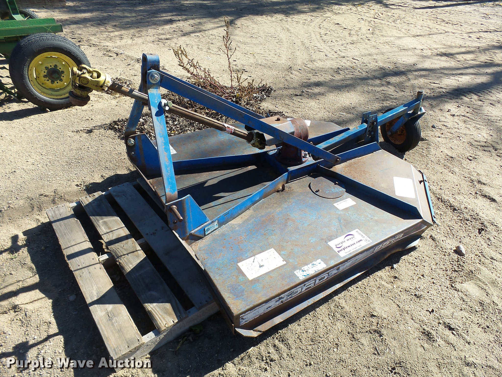 Ford 951B rotary mower in Kinsley, KS | Item DA2019 sold | Purple Wave