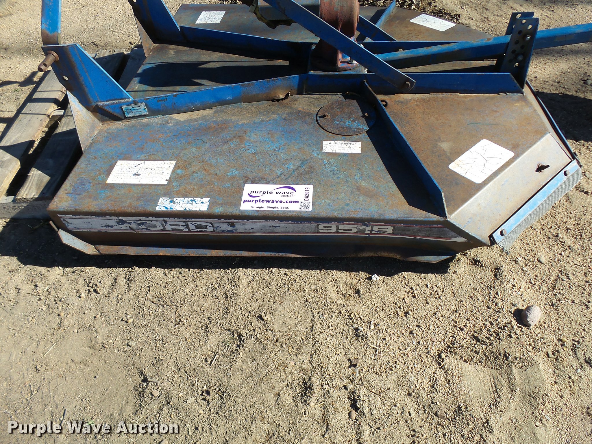 Ford 951B rotary mower in Kinsley, KS | Item DA2019 sold | Purple Wave