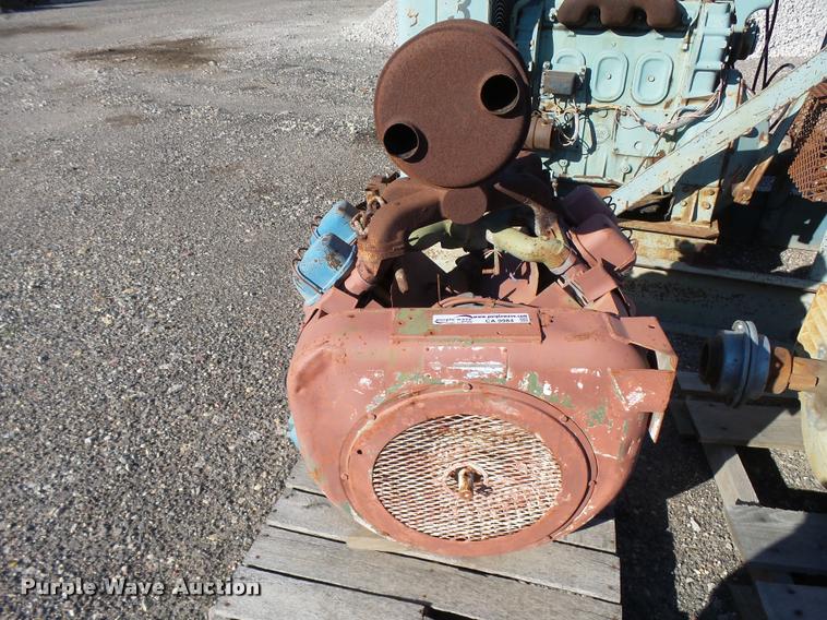 Wisconsin V4650 four cylinder gas engine in Wichita, KS | Item CA9984 ...