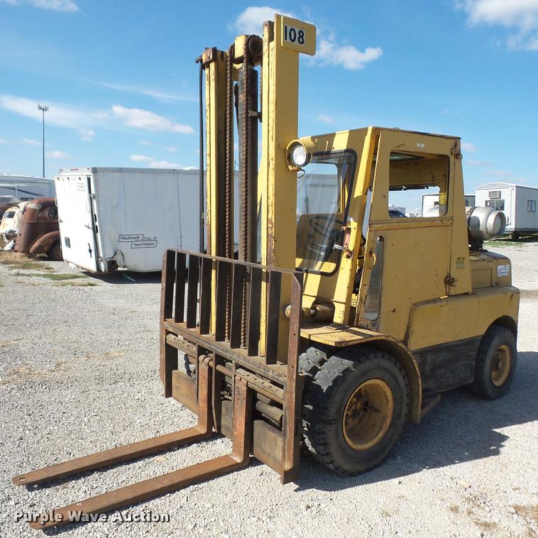 Hyster H80C forklift in Spring Hill, KS | Item DA3772 sold | Purple Wave