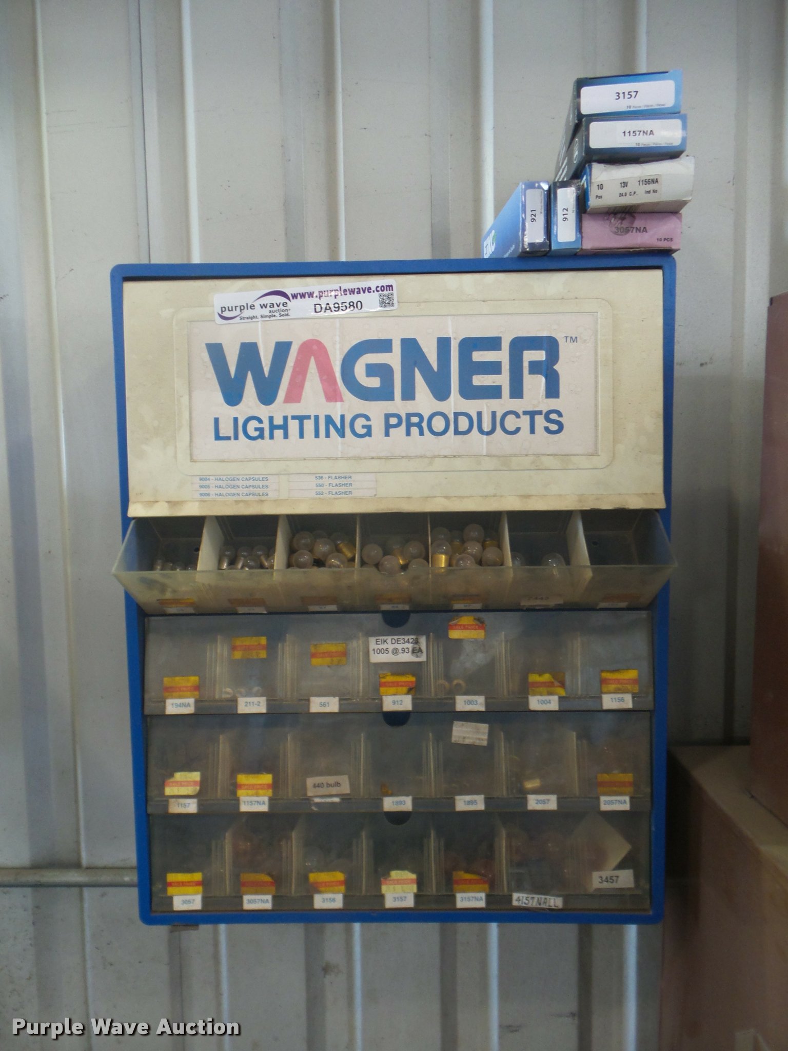 Wagner automotive light bulbs in Quinter, KS | Item DA9580 sold ...