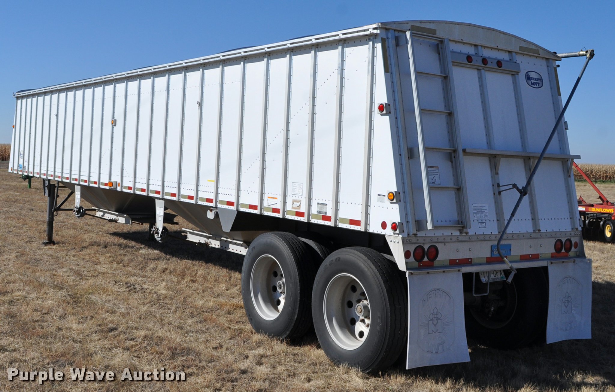 2004 Merritt 42X96X68X2CX2IXVGS double hopper grain trailer in ...