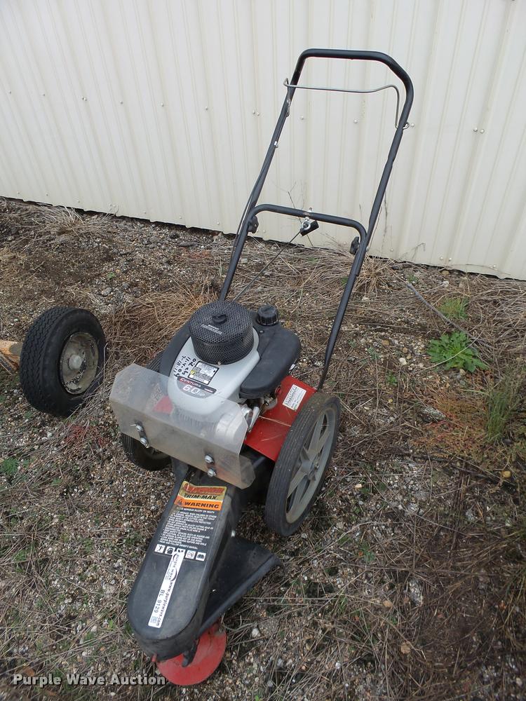 Swisher Trim-Max string trimmer in Goddard, KS | Item BL9129 sold ...