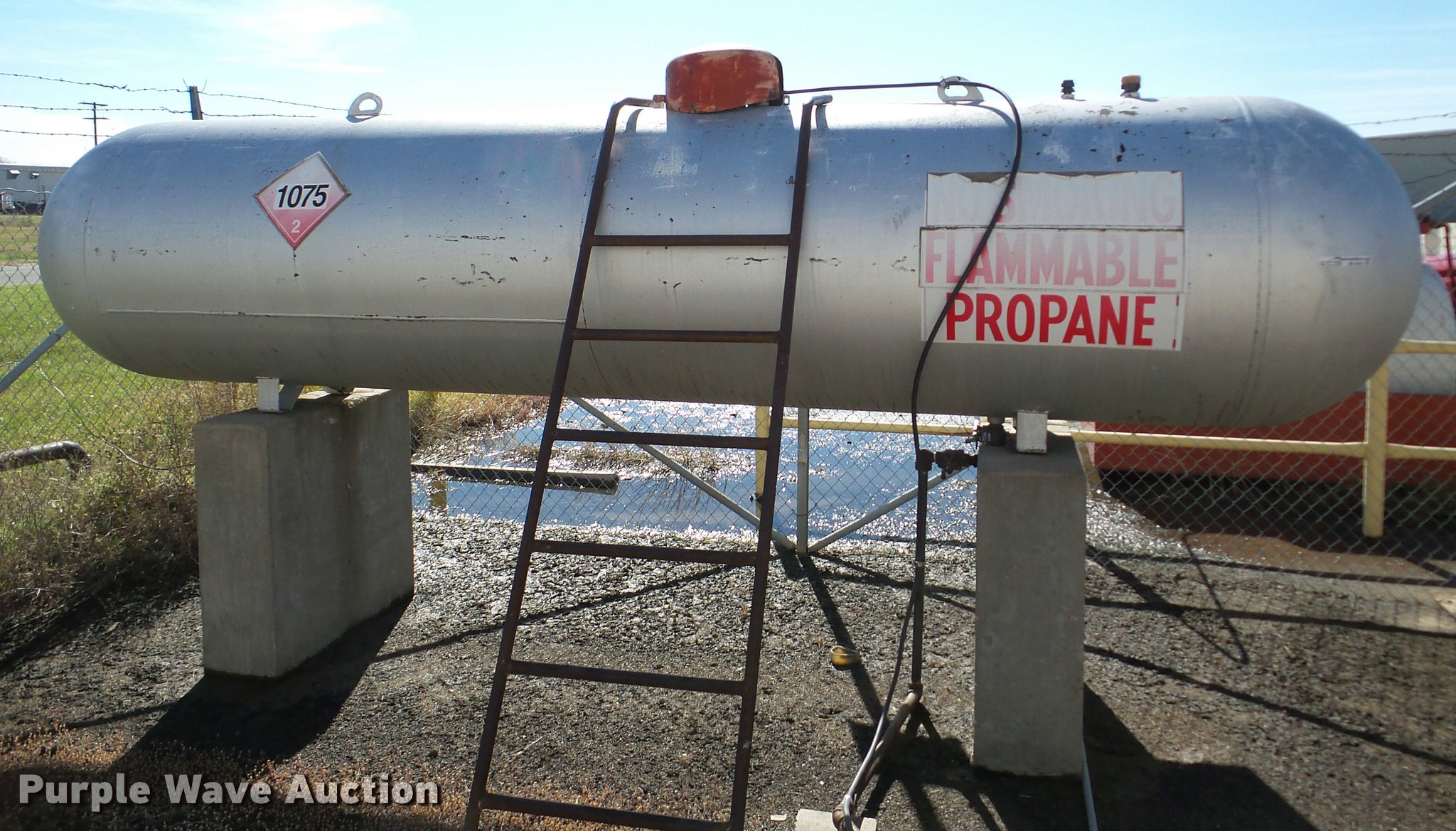 1974 Trinity Industries propane tank in Salina, KS | Item BR9020 sold ...