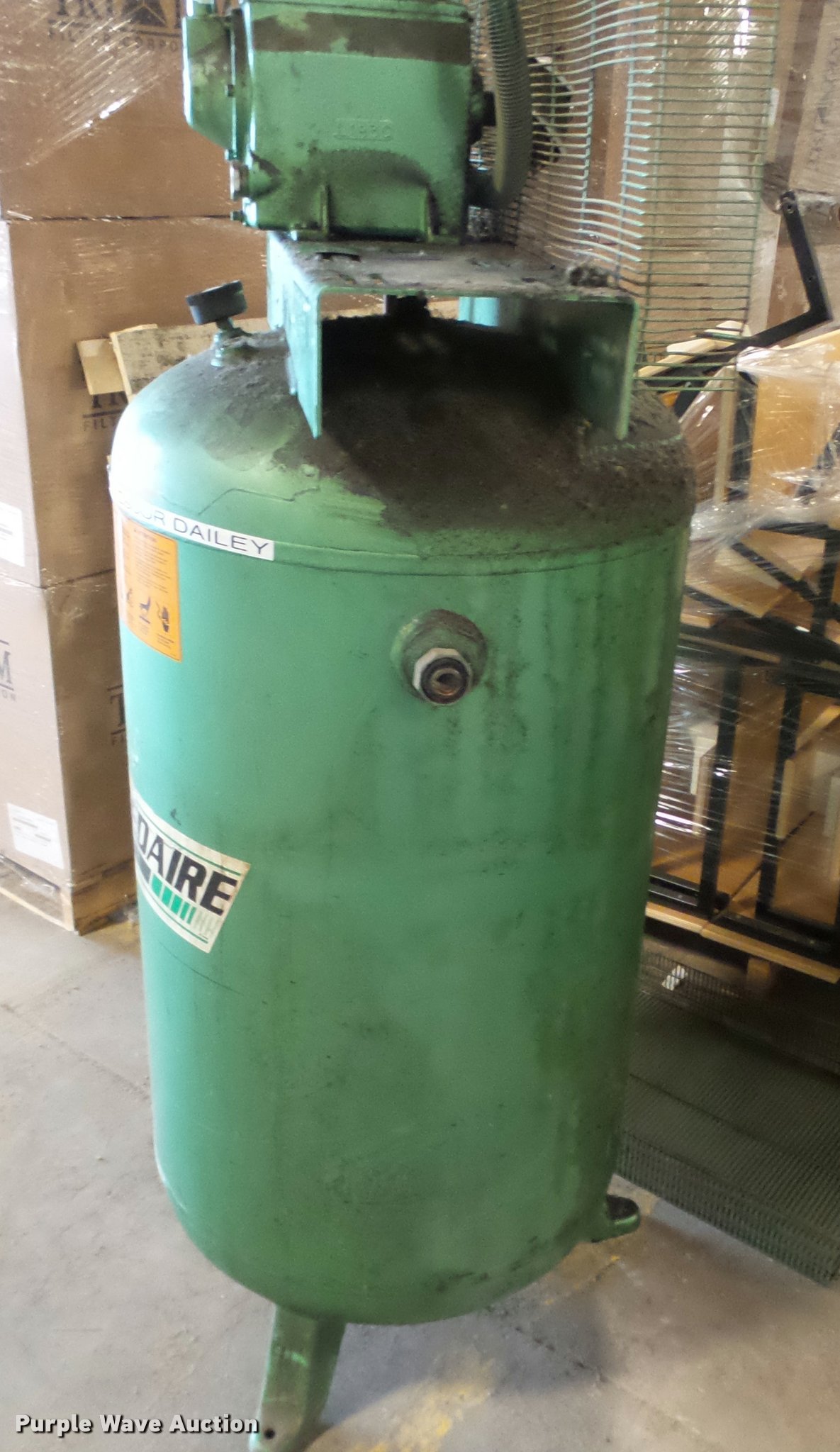 Speedaire 52399B upright air compressor in Des Moines, IA | Item K1397 ...