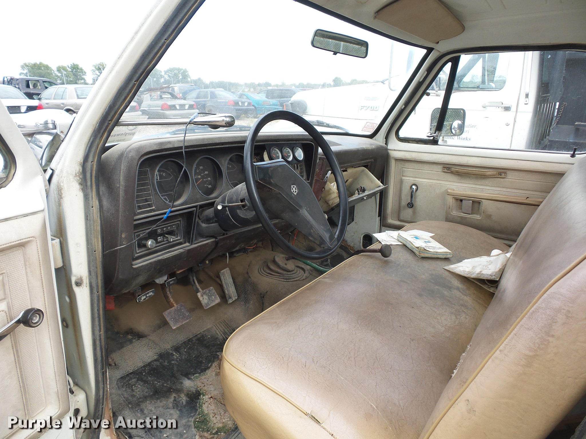 1984 Dodge W250 pickup truck cab and chassis in Butler, MO | Item L4293 ...