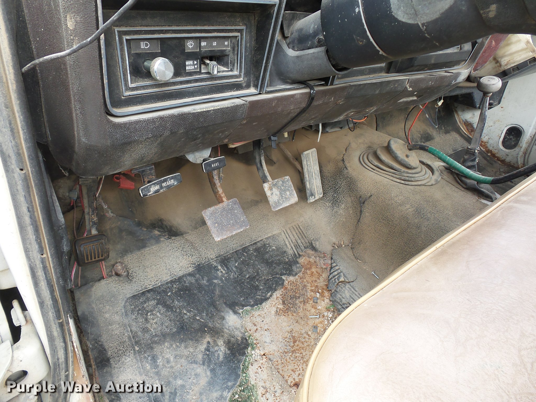 1984 Dodge W250 pickup truck cab and chassis in Butler, MO | Item L4293 ...