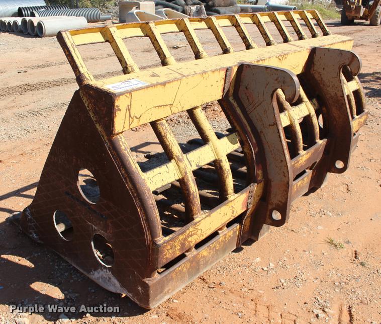 Fleco skeleton wheel loader bucket in Edmond, OK | Item DB0039 sold ...