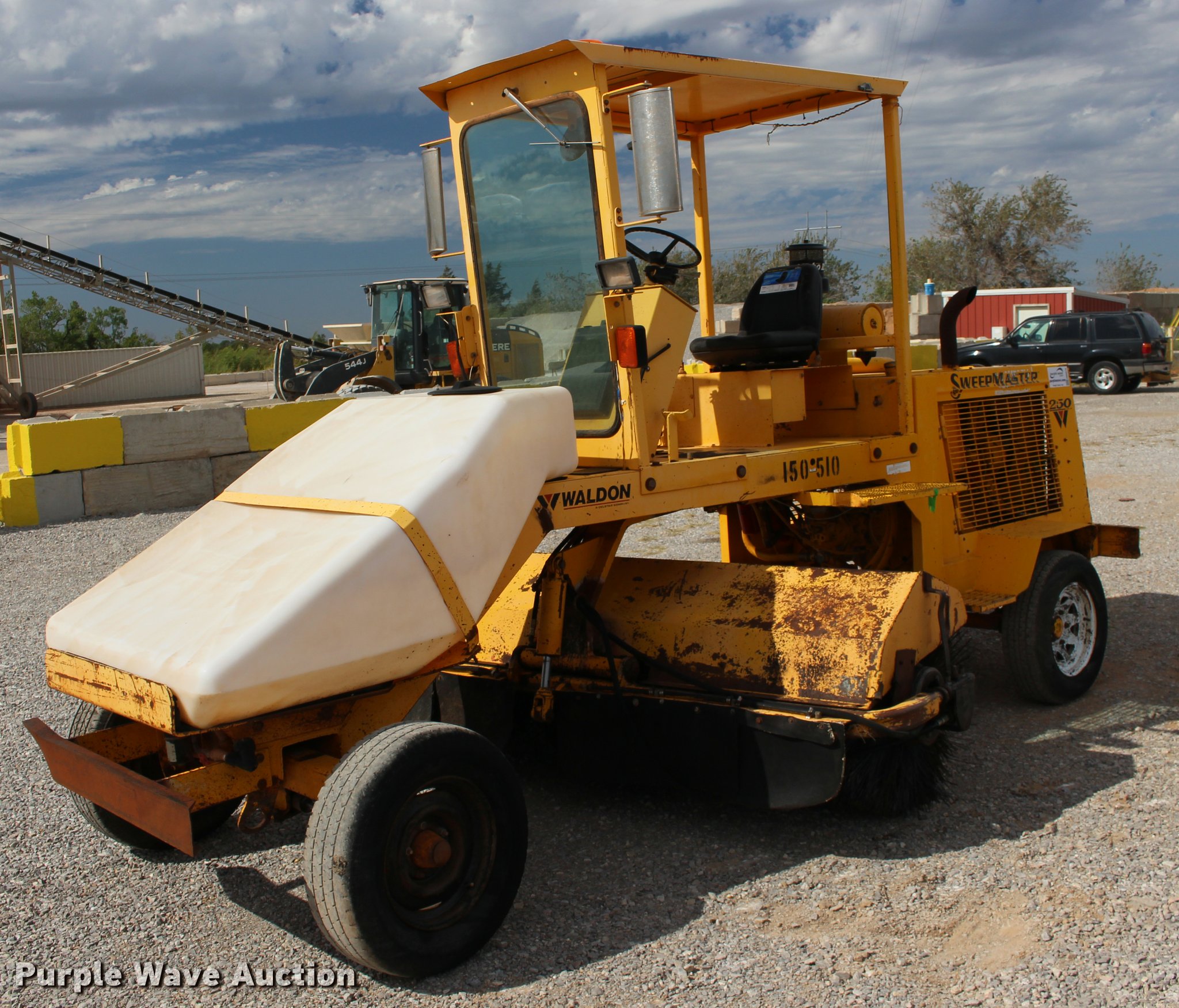 Waldon Sweepmaster 250 broom in Edmond, OK | Item DB0018 sold | Purple Wave