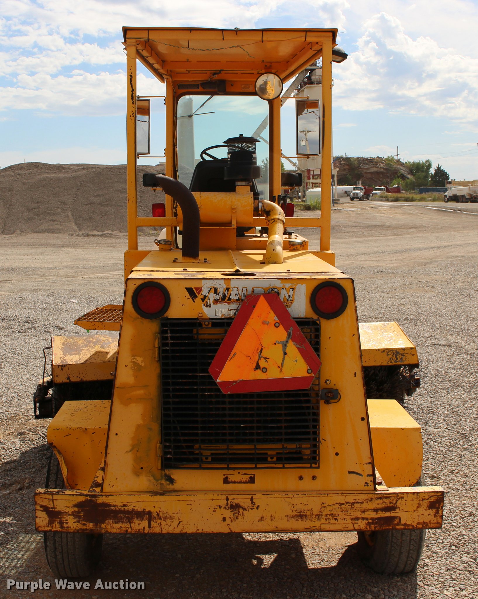 Waldon Sweepmaster 250 broom in Edmond, OK | Item DB0018 sold | Purple Wave